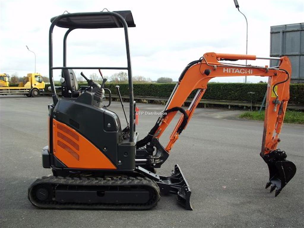 HITACHI ZX 17 U 2 d'occasion - Mini-pelle - 2015