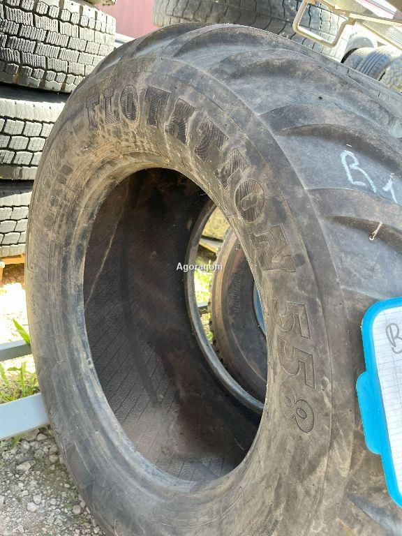 BKT FLOTATION 558 d'occasion - Pneus - 2016