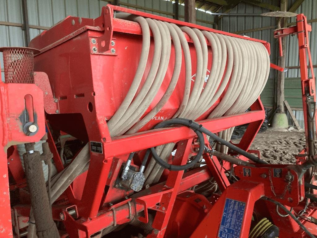 KUHN VENTA LC302 d'occasion - Semoir à grains - 2001