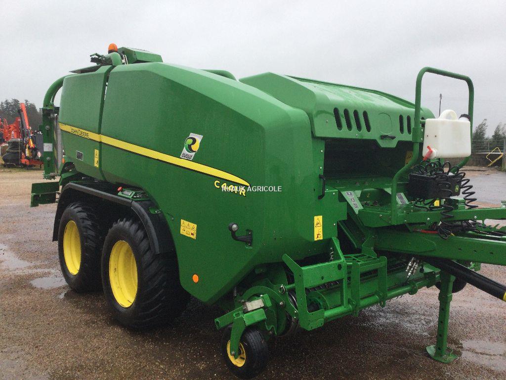 JOHN DEERE C 441 R d'occasion - Presse enrubanneuse - 2021