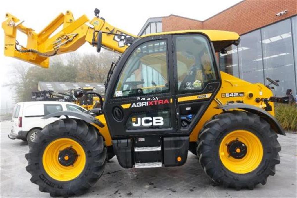 JCB 542/70 XTRA POWERSHIFT 6 VITESSES 40 K d'occasion - Telescopique ...
