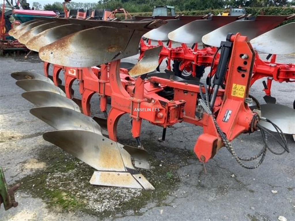 GRÉGOIRE-BESSON CHARRUE GREGOIRE ET BESSON RWB7 d'occasion - Charrue - 2004