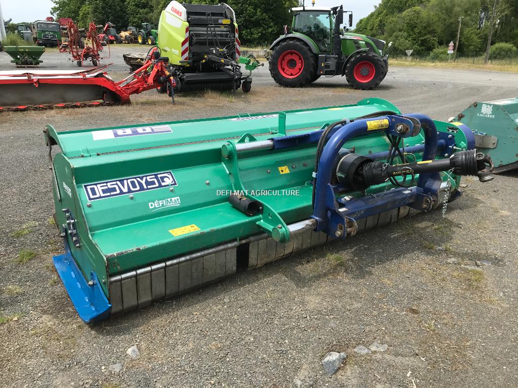DESVOYS DR4-320 PREPARE ET CONTROLE d'occasion - Broyeur à paille - 2019