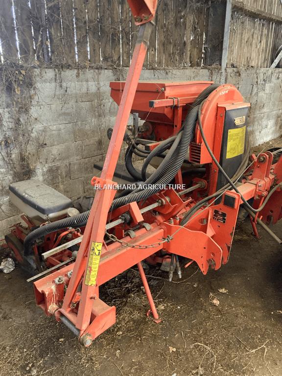 KUHN PLANTER JUNIOR d'occasion - Semoir monograine - 1997