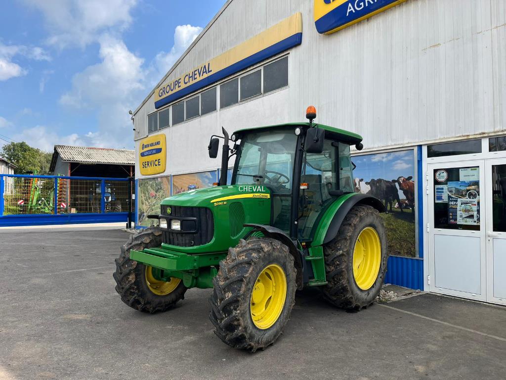 JOHN DEERE 5080M d'occasion - Tracteur agricole - 80 ch - 2012