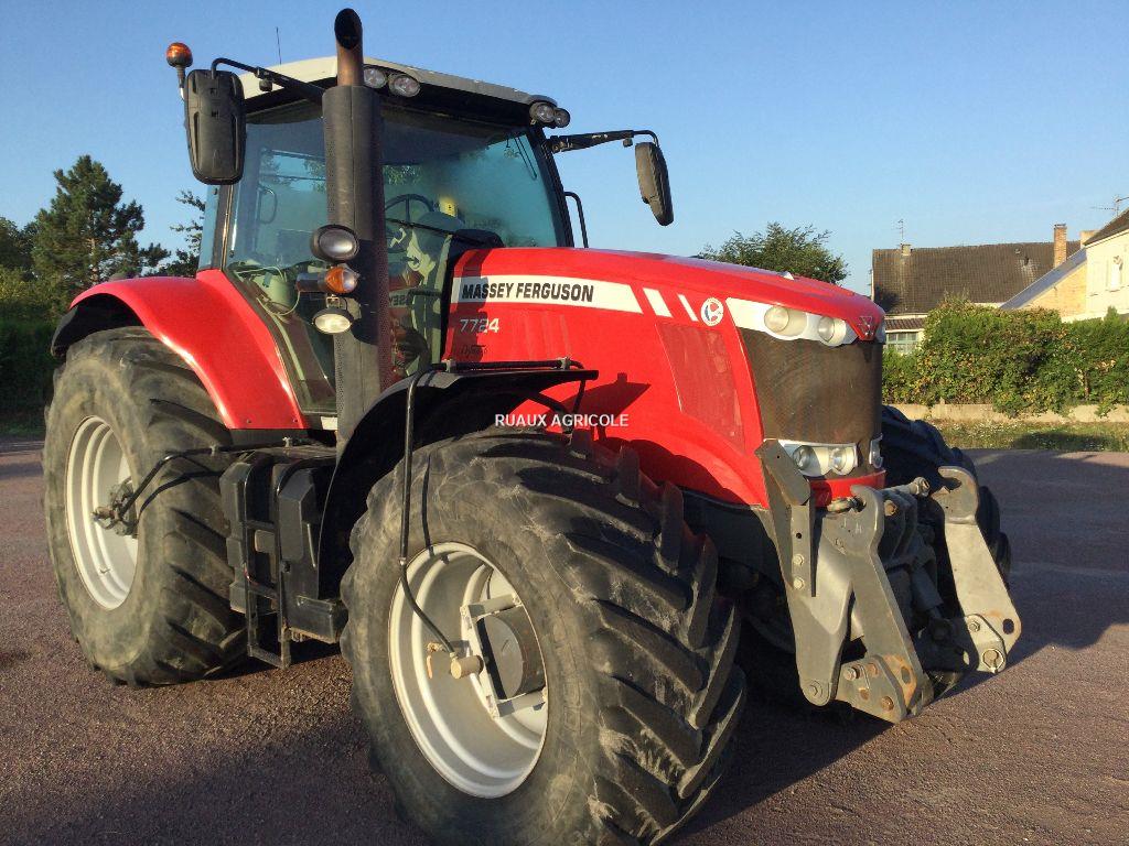 MASSEY FERGUSON 7724 DYNA 6 d'occasion - Tracteur agricole - 235 ch - 2018